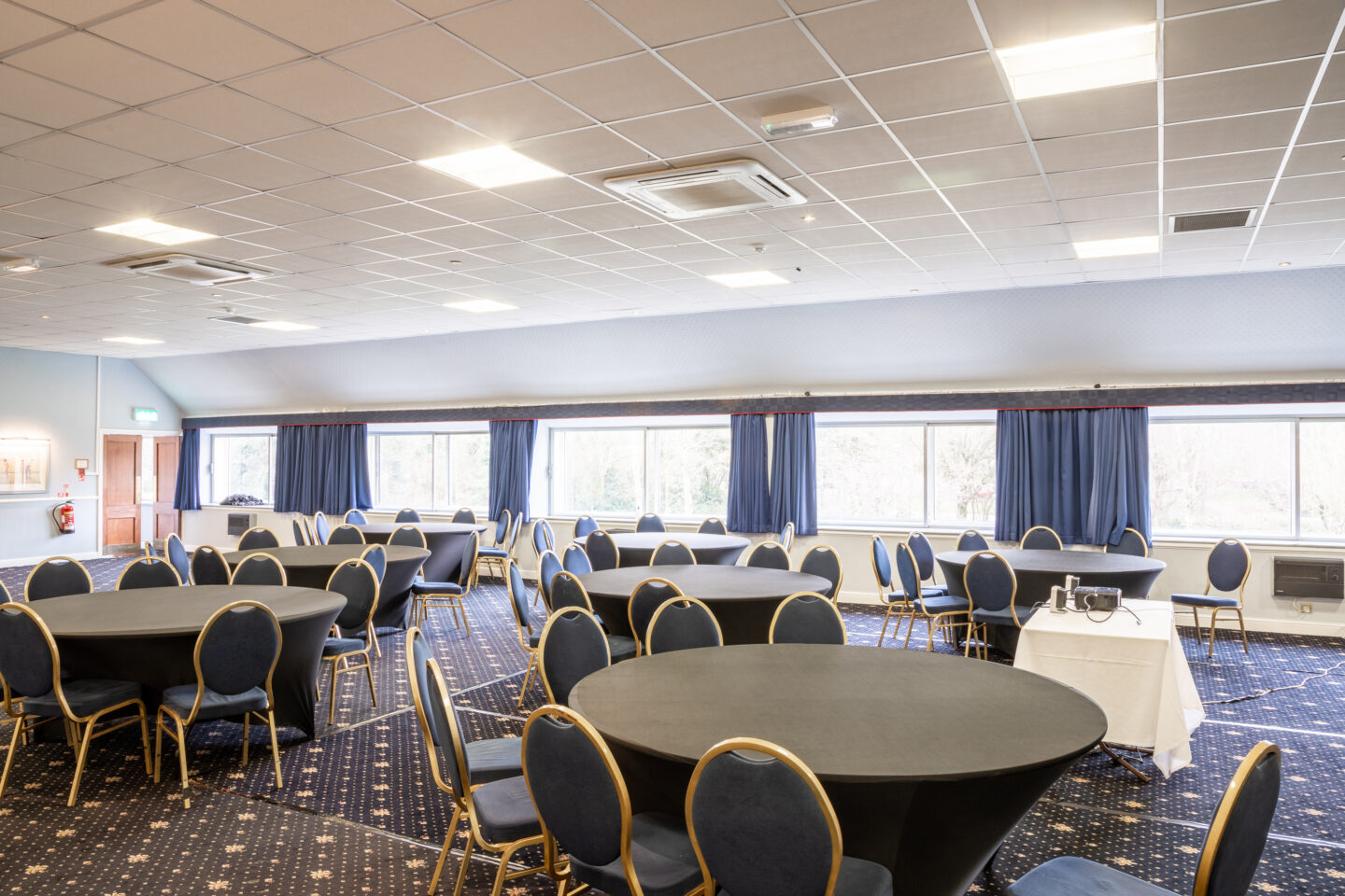 Tiverton Inn & Lounge - Crest Hotels Group