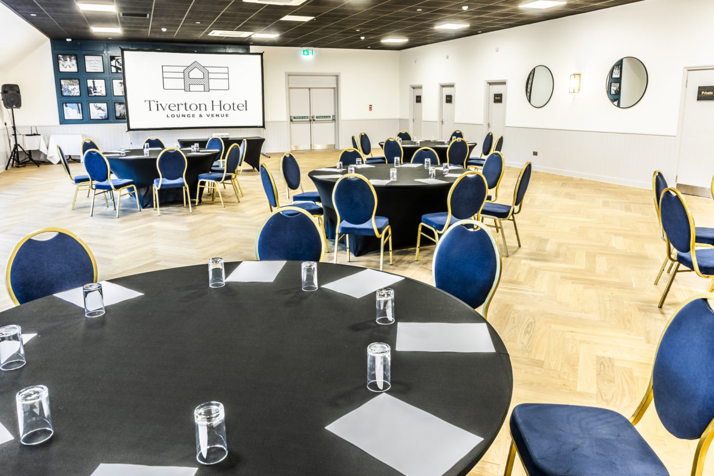 Tiverton Inn & Lounge - Crest Hotels Group